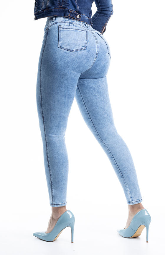 JEAN OCHENTERO 543 – ER-WHITE JEANS